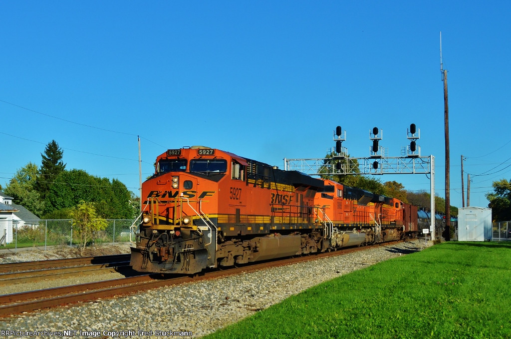 BNSF 5927